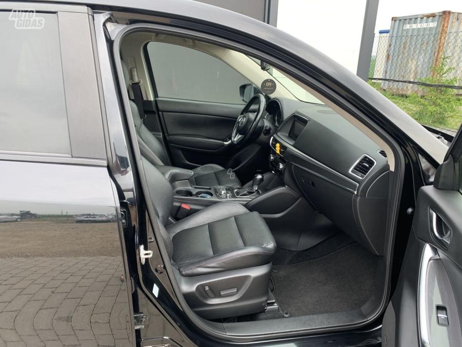 Black Mazda CX-5 2017 in Kaunas, with an engine capacity of 2.20 L and mileage of 143 thousand km for 11599 €, photo 32 on AUTOMOTO.COM.LV