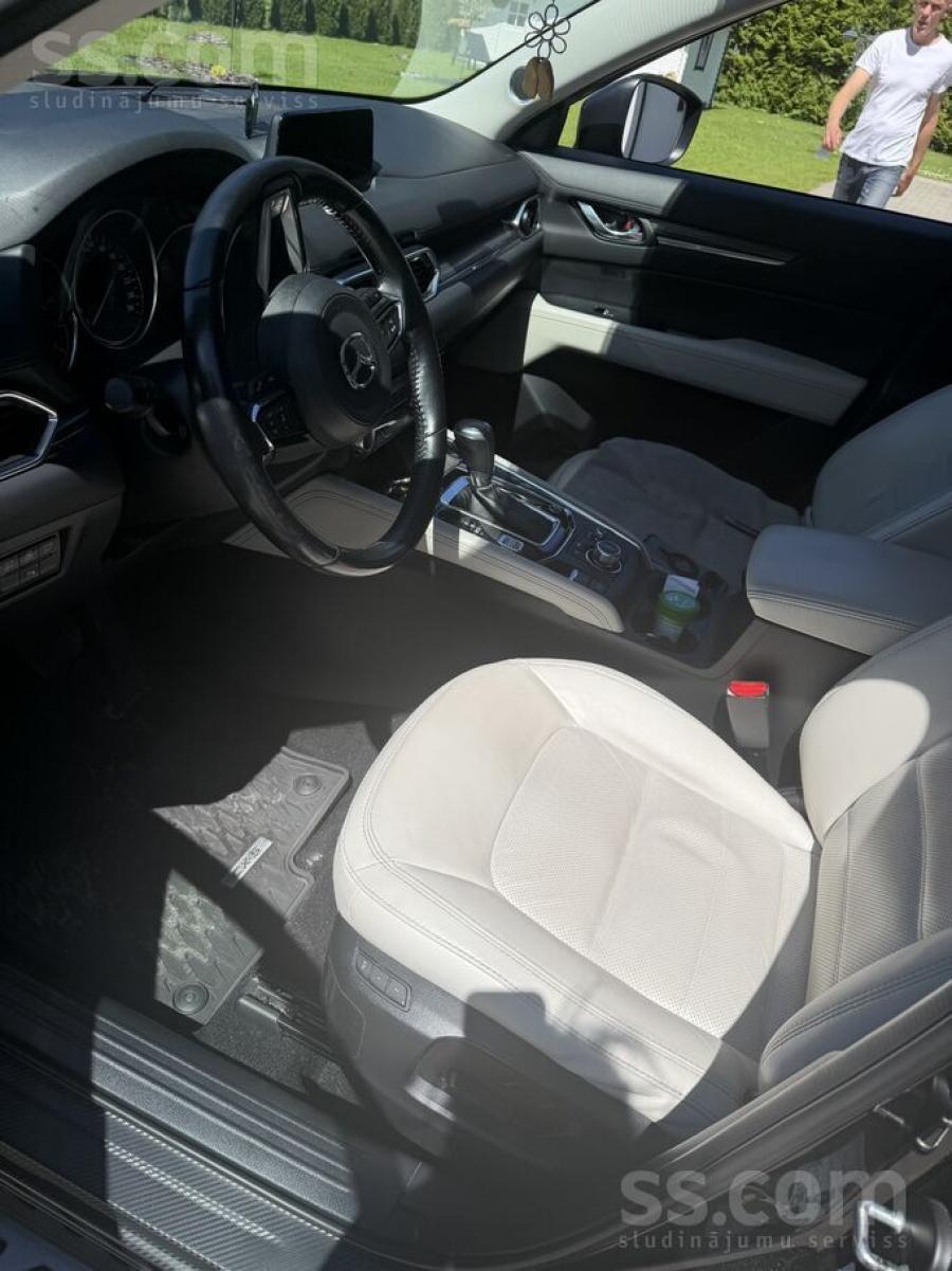 Melns Mazda CX-5 2017 Rīga, ar dzinēja tilpumu 2.00 L un nobraukumu 152 tūkst. km par 15500 €, foto 7 vietnē AUTOMOTO.COM.LV