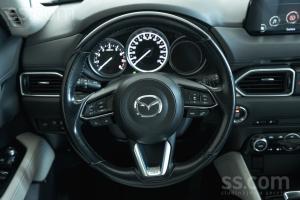 Black Mazda CX-5 2017 in Riga, with an engine capacity of 2.00 L and mileage of 153 thousand km for 15990 €, photo 16 on AUTOMOTO.COM.LV