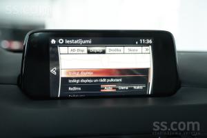 Black Mazda CX-5 2017 in Riga, with an engine capacity of 2.00 L and mileage of 153 thousand km for 15990 €, photo 21 on AUTOMOTO.COM.LV