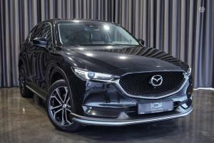 Black Mazda CX-5 2018 in Marijampole, with an engine capacity of 2.19 L and mileage of 184 thousand km for 15450 €, photo 2 on AUTOMOTO.COM.LV