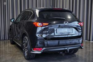 Black Mazda CX-5 2018 in Marijampole, with an engine capacity of 2.19 L and mileage of 184 thousand km for 15450 €, photo 9 on AUTOMOTO.COM.LV