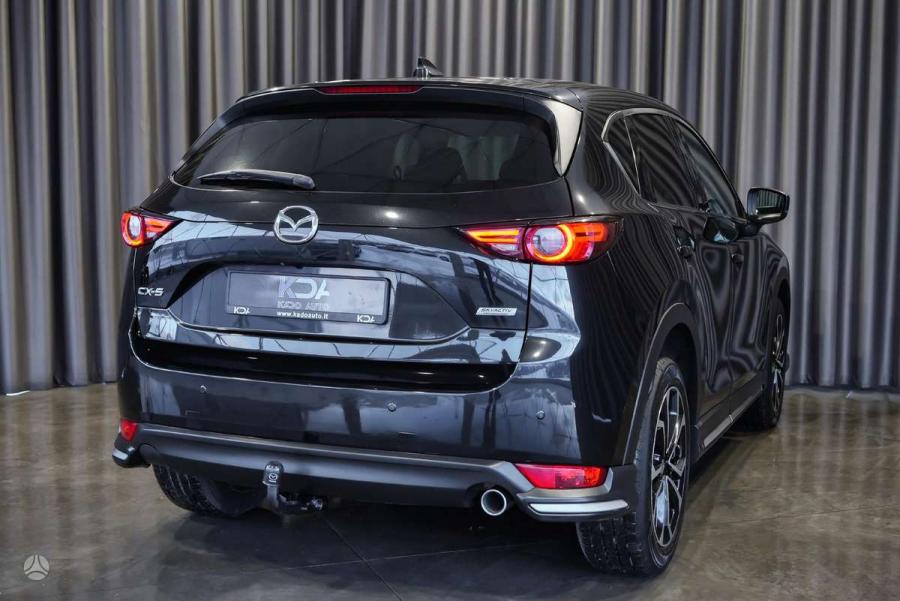Black Mazda CX-5 2018 in Marijampole, with an engine capacity of 2.19 L and mileage of 184 thousand km for 15450 €, photo 11 on AUTOMOTO.COM.LV