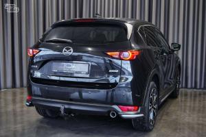 Black Mazda CX-5 2018 in Marijampole, with an engine capacity of 2.20 L and mileage of 184 thousand km for 15450 €, photo 11 on AUTOMOTO.COM.LV