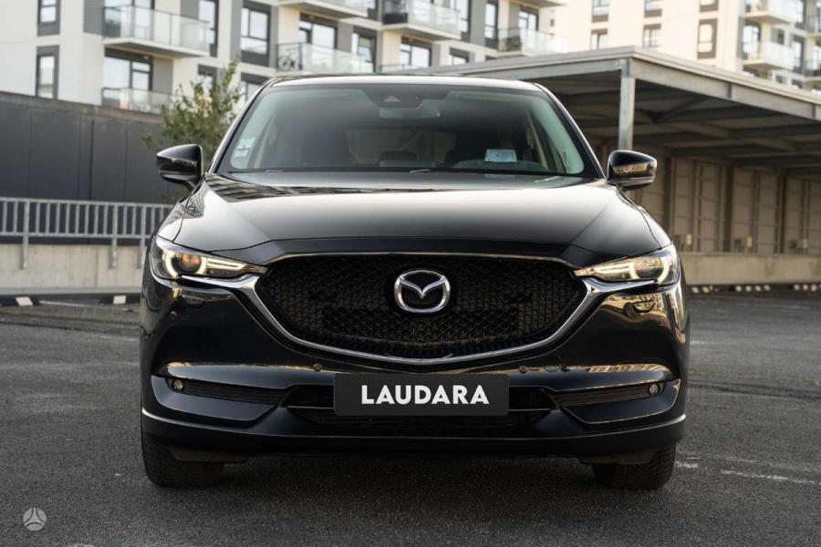 Black Mazda CX-5 2018 in Vilnius, with an engine capacity of 2.19 L and mileage of 222 thousand km for 12400 €, photo 14 on AUTOMOTO.COM.LV