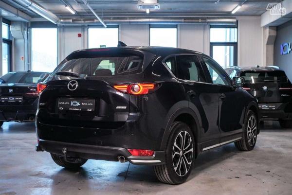 Black Mazda CX-5 2018 in Marijampole, with an engine capacity of 2.20 L and mileage of 184 thousand km for 15650 €, photo 9 on AUTOMOTO.COM.LV