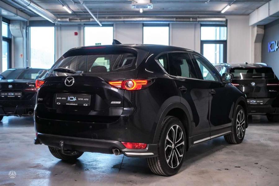 Melns Mazda CX-5 2018 Kauņa, ar dzinēja tilpumu 2.19 L un nobraukumu 184 tūkst. km par 15650 €, foto 9 vietnē AUTOMOTO.COM.LV