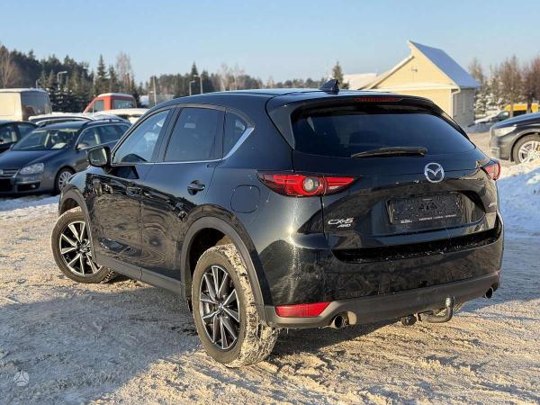 Melns Mazda CX-5 2018 Utena, ar dzinēja tilpumu 0.00 L un nobraukumu 289 tūkst. km par 10490 €, foto 5 vietnē AUTOMOTO.COM.LV
