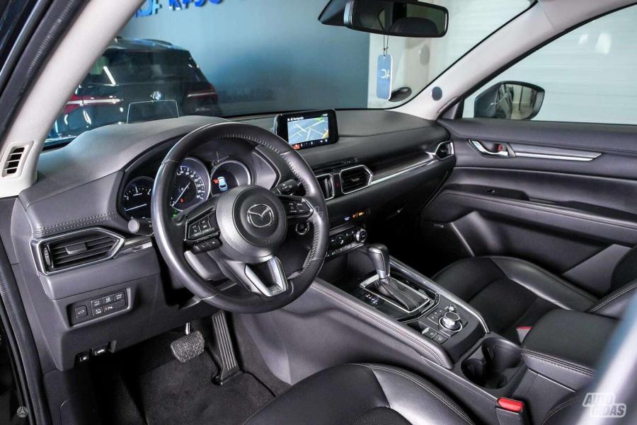 Black Mazda CX-5 2018 in Marijampole, with an engine capacity of 2.20 L and mileage of 184 thousand km for 14950 €, photo 23 on AUTOMOTO.COM.LV