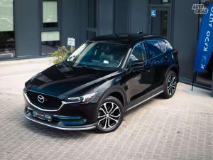 Black Mazda CX-5 2018 in Marijampole, with an engine capacity of 2.20 L and mileage of 184 thousand km for 15950 €, photo 6 on AUTOMOTO.COM.LV