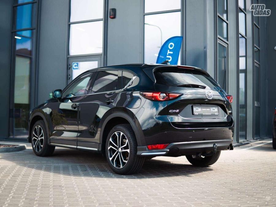 Black Mazda CX-5 2018 in Marijampole, with an engine capacity of 2.20 L and mileage of 184 thousand km for 15950 €, photo 7 on AUTOMOTO.COM.LV