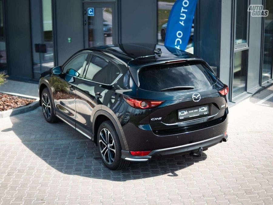 Black Mazda CX-5 2018 in Marijampole, with an engine capacity of 2.20 L and mileage of 184 thousand km for 15950 €, photo 9 on AUTOMOTO.COM.LV