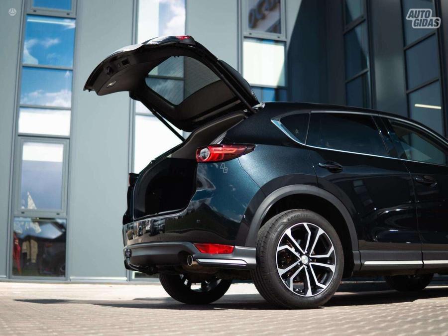 Black Mazda CX-5 2018 in Marijampole, with an engine capacity of 2.20 L and mileage of 184 thousand km for 15950 €, photo 17 on AUTOMOTO.COM.LV