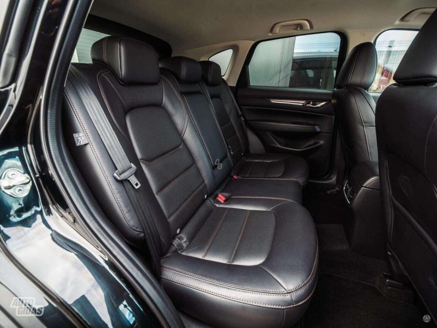 Black Mazda CX-5 2018 in Marijampole, with an engine capacity of 2.20 L and mileage of 184 thousand km for 15950 €, photo 38 on AUTOMOTO.COM.LV