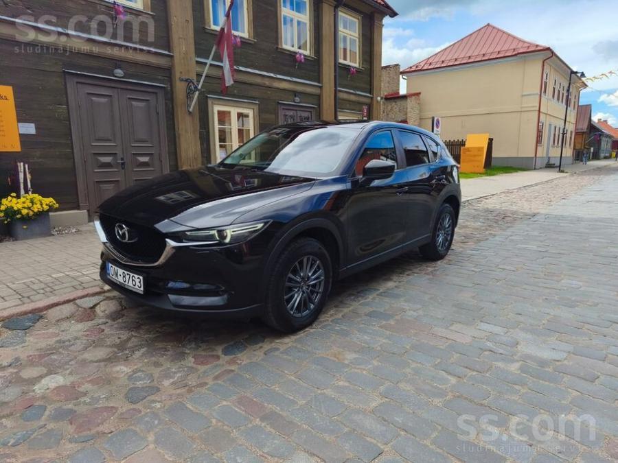 Black Mazda CX-5 2018 in Jelgava, with an engine capacity of 2.20 L and mileage of 190 thousand km for 15700 €, photo 3 on AUTOMOTO.COM.LV