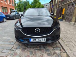 Black Mazda CX-5 2018 in Jelgava, with an engine capacity of 2.20 L and mileage of 190 thousand km for 15700 €, photo 6 on AUTOMOTO.COM.LV