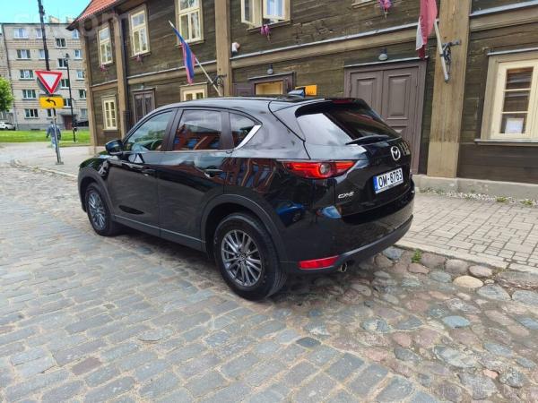 Black Mazda CX-5 2018 in Jelgava, with an engine capacity of 2.20 L and mileage of 190 thousand km for 15700 €, photo 8 on AUTOMOTO.COM.LV