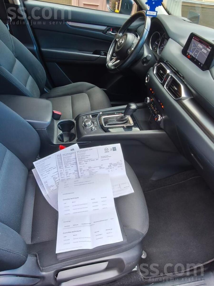 Black Mazda CX-5 2018 in Jelgava, with an engine capacity of 2.20 L and mileage of 190 thousand km for 15700 €, photo 18 on AUTOMOTO.COM.LV