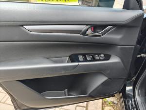 Black Mazda CX-5 2018 in Jelgava, with an engine capacity of 2.20 L and mileage of 190 thousand km for 15700 €, photo 25 on AUTOMOTO.COM.LV