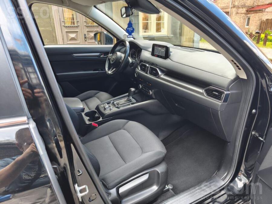 Black Mazda CX-5 2018 in Jelgava, with an engine capacity of 2.20 L and mileage of 190 thousand km for 15700 €, photo 26 on AUTOMOTO.COM.LV