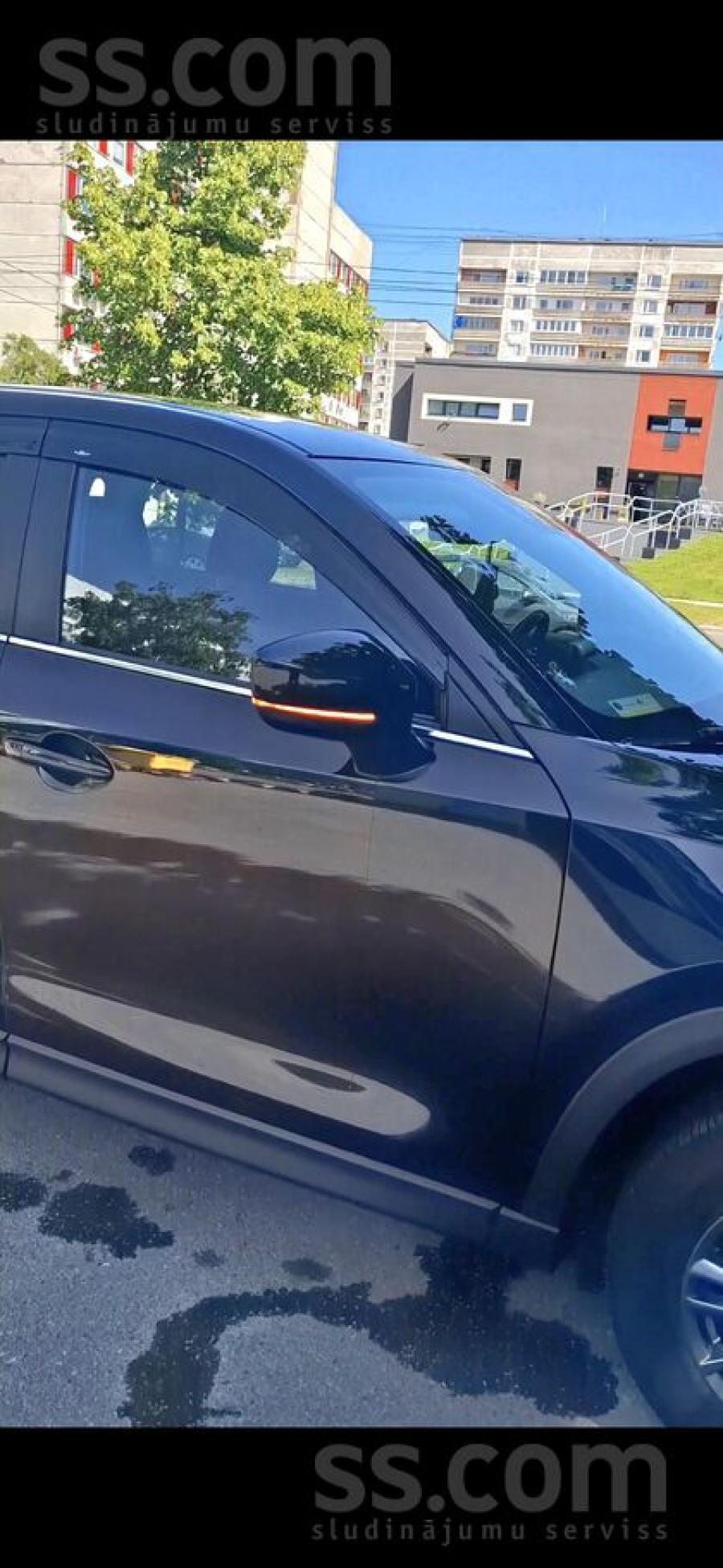 Black Mazda CX-5 2018 in Riga, with an engine capacity of 2.20 L and mileage of 89 thousand km for 16500 €, photo 6 on AUTOMOTO.COM.LV