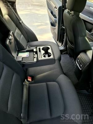 Black Mazda CX-5 2018 in Riga, with an engine capacity of 2.20 L and mileage of 89 thousand km for 16500 €, photo 8 on AUTOMOTO.COM.LV