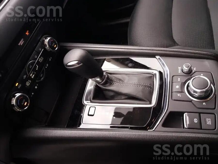 Black Mazda CX-5 2018 in Riga, with an engine capacity of 2.20 L and mileage of 90 thousand km for 16500 €, photo 15 on AUTOMOTO.COM.LV