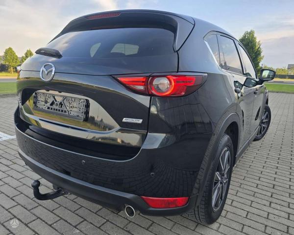 Черный Мазда СХ-5 2018 в Паневежис, объемом двигателя 2.19 л и пробегом 235 тыс. км за 11999 €, фото 2 на AUTOMOTO.COM.LV