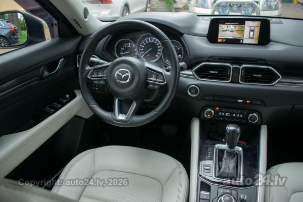 Melns Mazda CX-5 2018 Tallina, ar dzinēja tilpumu 2.50 L un nobraukumu 229 tūkst. km par 17890 €, foto 2 vietnē AUTOMOTO.COM.LV