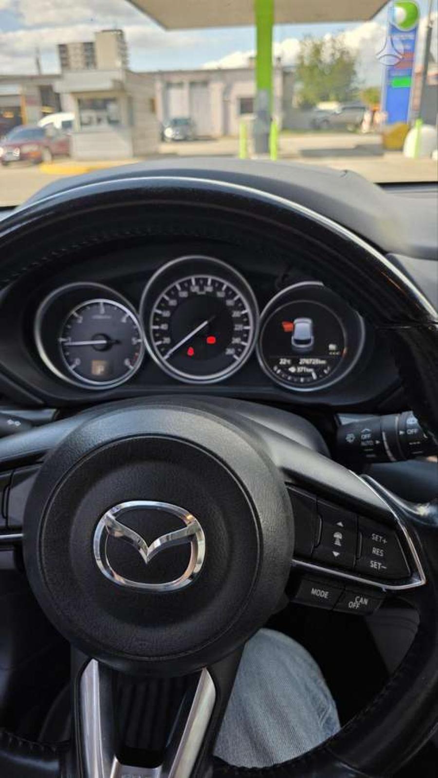 Black Mazda CX-5 2018 in Kaunas, with an engine capacity of 2.19 L and mileage of 277 thousand km for 11000 €, photo 6 on AUTOMOTO.COM.LV