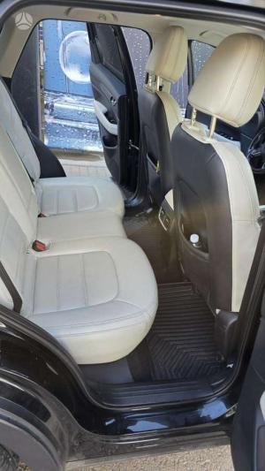 Black Mazda CX-5 2018 in Kaunas, with an engine capacity of 2.19 L and mileage of 277 thousand km for 11000 €, photo 9 on AUTOMOTO.COM.LV