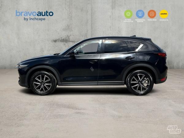 Mazda CX-5 2018 in Kaunas on AUTOMOTO.COM.LV Black Mazda CX-5 2018 in Kaunas, with an engine capacity of 2.50 L and mileage of 123 thousand km for 18999 €, photo 3 on AUTOMOTO.COM.LV