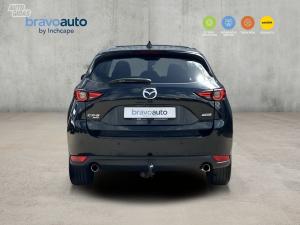 Black Mazda CX-5 2018 in Kaunas, with an engine capacity of 2.50 L and mileage of 123 thousand km for 18999 €, photo 6 on AUTOMOTO.COM.LV