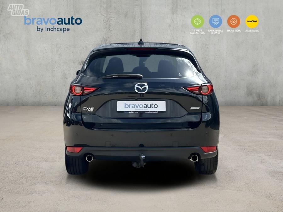 Black Mazda CX-5 2018 in Kaunas, with an engine capacity of 2.50 L and mileage of 123 thousand km for 18999 €, photo 6 on AUTOMOTO.COM.LV