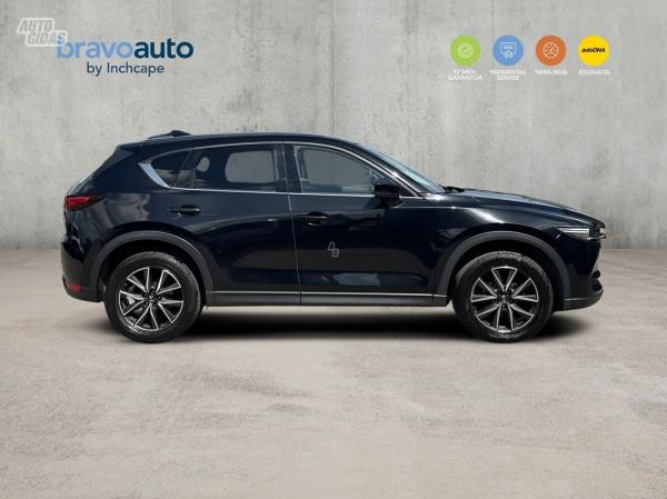 Mazda CX-5 2018 in Kaunas on AUTOMOTO.COM.LV Black Mazda CX-5 2018 in Kaunas, with an engine capacity of 2.50 L and mileage of 123 thousand km for 18999 €, photo 8 on AUTOMOTO.COM.LV