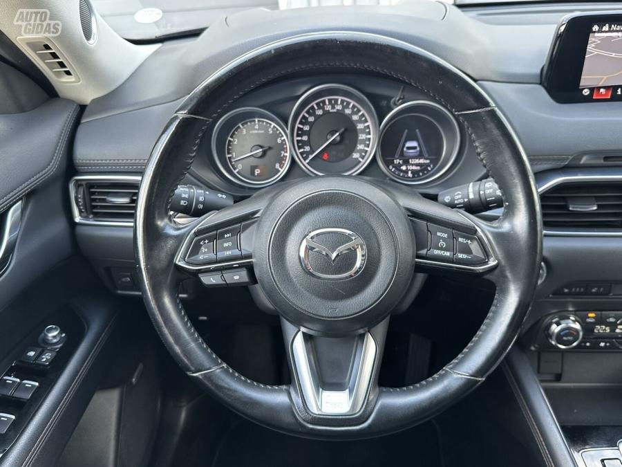 Black Mazda CX-5 2018 in Kaunas, with an engine capacity of 2.50 L and mileage of 123 thousand km for 18999 €, photo 19 on AUTOMOTO.COM.LV