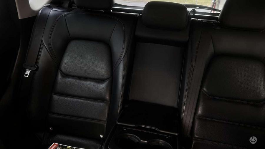 Melns Mazda CX-5 2019 Kauņa, ar dzinēja tilpumu 2.49 L un nobraukumu 65 tūkst. km par 19000 €, foto 7 vietnē AUTOMOTO.COM.LV