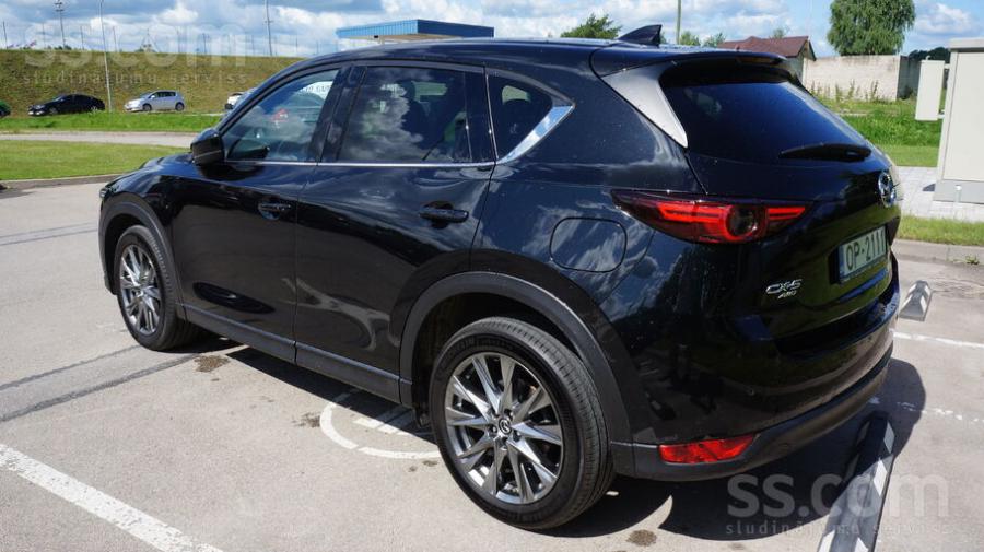 Black Mazda CX-5 2019 in Jelgava, with an engine capacity of 2.20 L and mileage of 0 thousand km for 16990 €, photo 4 on AUTOMOTO.COM.LV