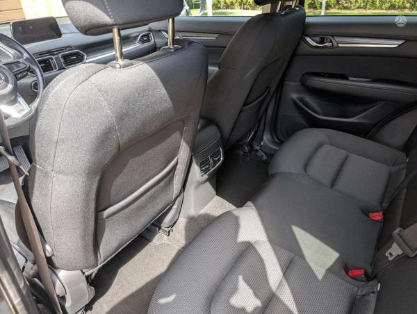 Melns Mazda CX-5 2019 Kauņa, ar dzinēja tilpumu 2.49 L un nobraukumu 84 tūkst. km par 21900 €, foto 9 vietnē AUTOMOTO.COM.LV
