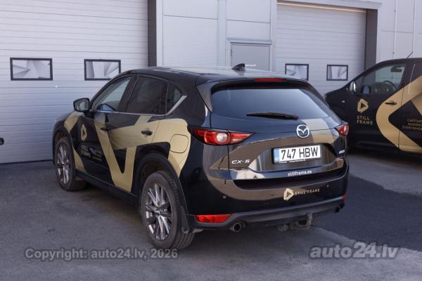 Melns Mazda CX-5 2020 Tallina, ar dzinēja tilpumu 2.50 L un nobraukumu 140 tūkst. km par 24000 €, foto 4 vietnē AUTOMOTO.COM.LV
