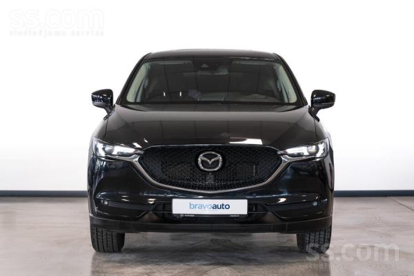 Черный Мазда СХ-5 2020 в Рига, объемом двигателя 2.00 л и пробегом 73 тыс. км за 19990 €, фото 2 на AUTOMOTO.COM.LV