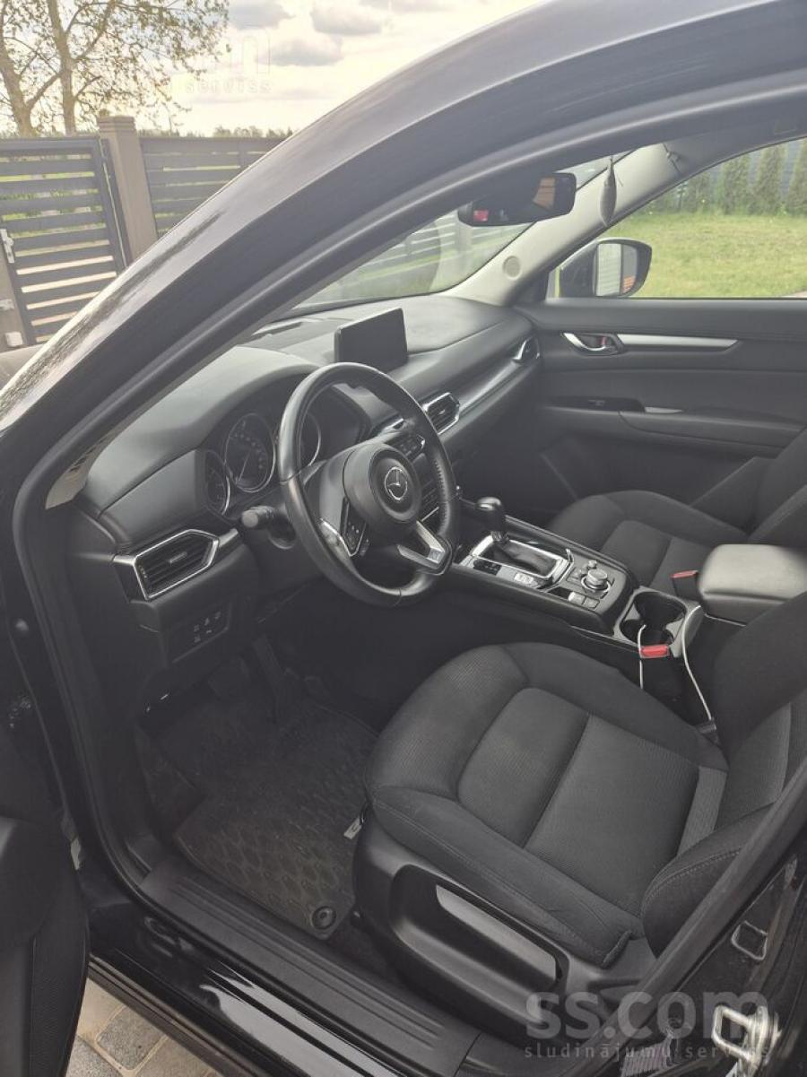 Melns Mazda CX-5 2020 Rīga, ar dzinēja tilpumu 2.00 L un nobraukumu 72 tūkst. km par 20000 €, foto 6 vietnē AUTOMOTO.COM.LV