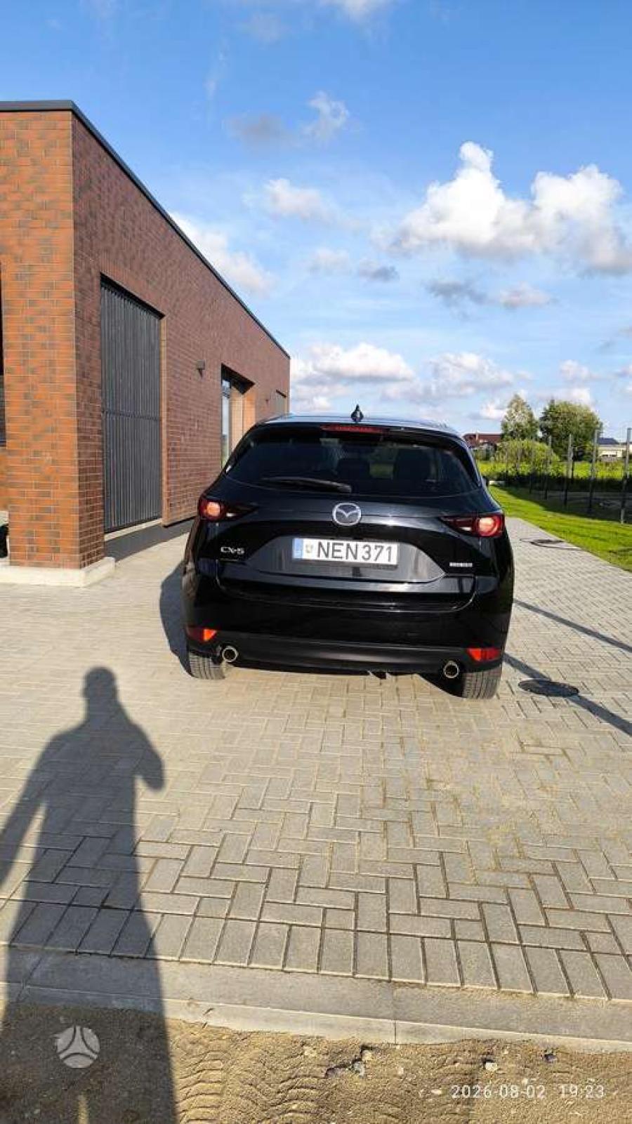 Black Mazda CX-5 2020 in Klaipeda, with an engine capacity of 2.49 L and mileage of 89 thousand km for 14550 €, photo 6 on AUTOMOTO.COM.LV