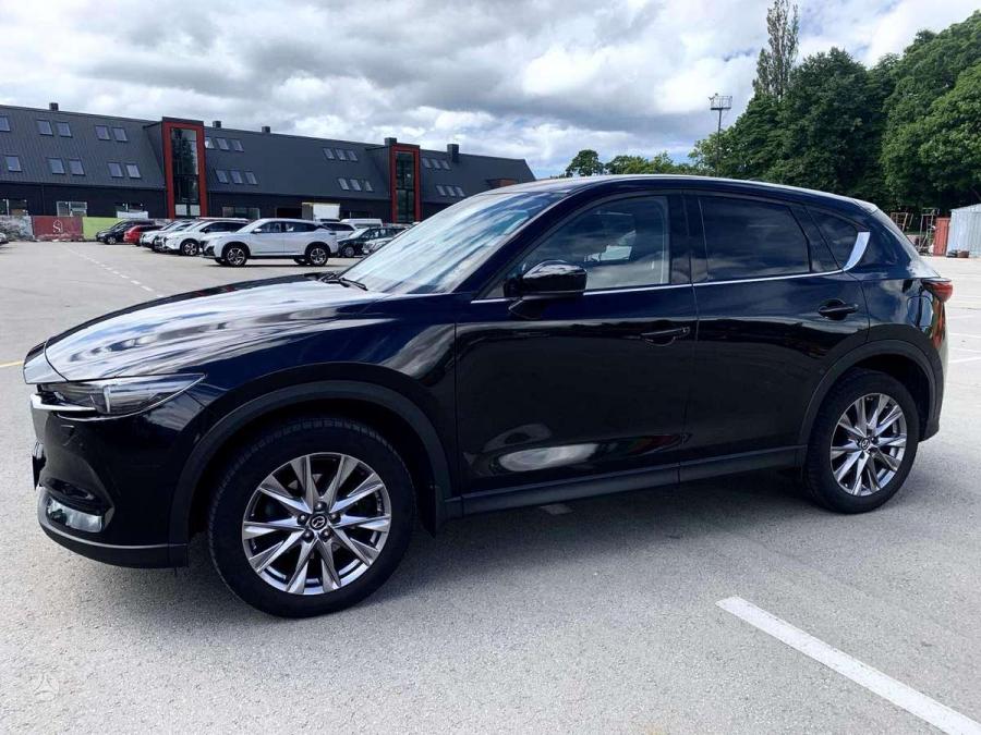 Black Mazda CX-5 2020 in Klaipeda, with an engine capacity of 2.19 L and mileage of 111 thousand km for 18900 €, photo 6 on AUTOMOTO.COM.LV