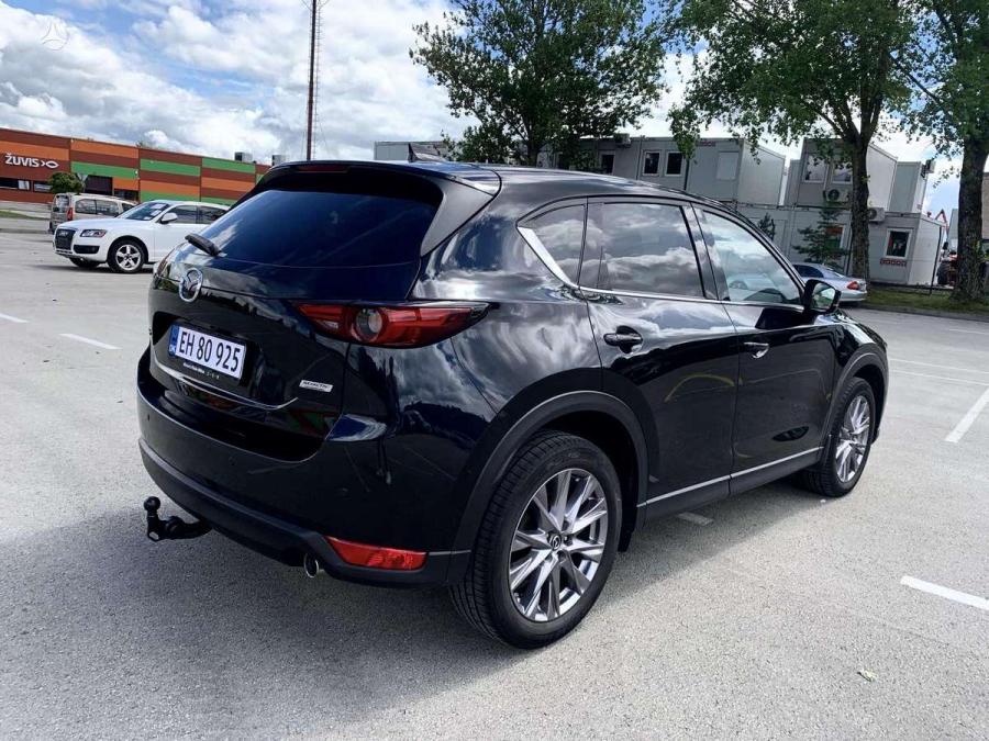 Black Mazda CX-5 2020 in Klaipeda, with an engine capacity of 2.19 L and mileage of 111 thousand km for 18900 €, photo 18 on AUTOMOTO.COM.LV