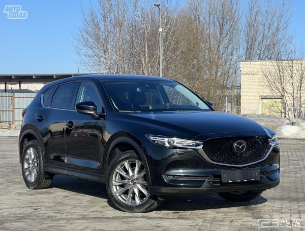Black Mazda CX-5 2021 in Taurage, with an engine capacity of 2.20 L and mileage of 109 thousand km for 17999 €, photo 4 on AUTOMOTO.COM.LV