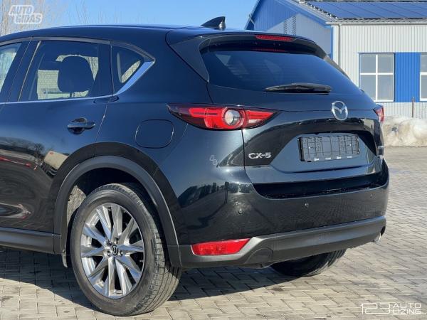 Black Mazda CX-5 2021 in Taurage, with an engine capacity of 2.20 L and mileage of 109 thousand km for 17999 €, photo 7 on AUTOMOTO.COM.LV