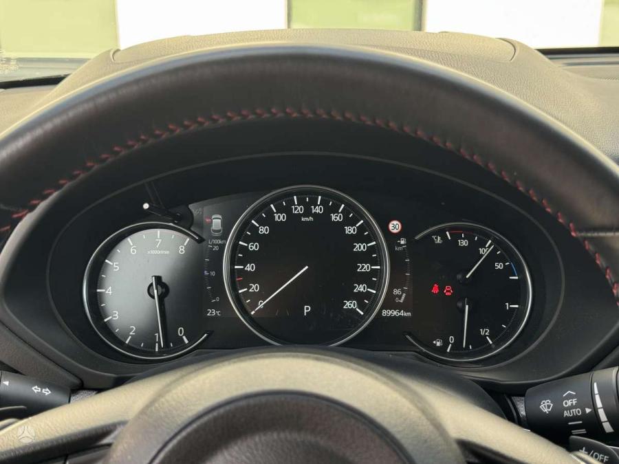 Black Mazda CX-5 2021 in Vilnius, with an engine capacity of 2.49 L and mileage of 90 thousand km for 25500 €, photo 20 on AUTOMOTO.COM.LV