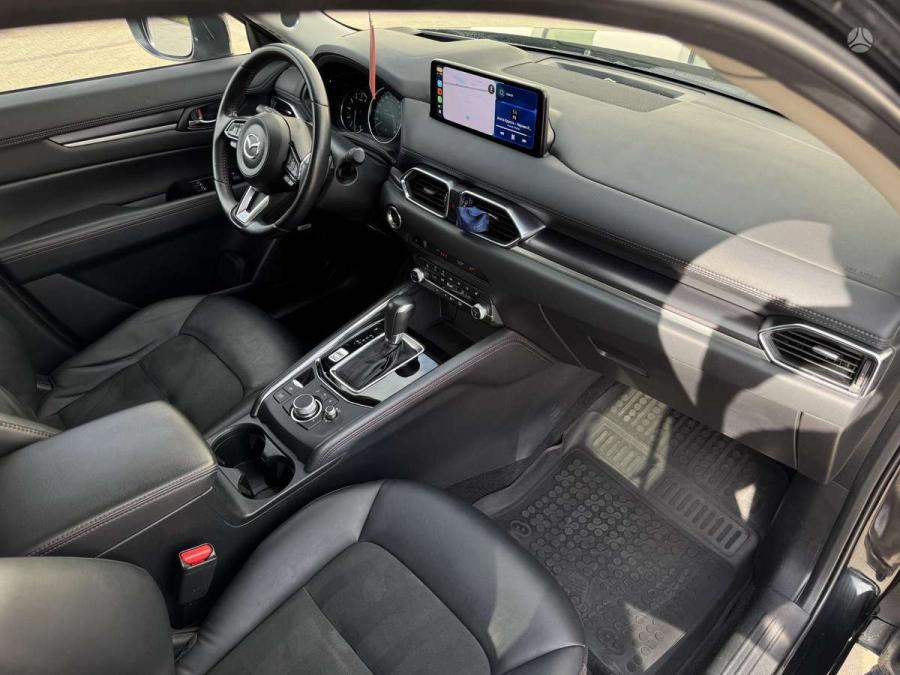 Black Mazda CX-5 2021 in Vilnius, with an engine capacity of 2.49 L and mileage of 90 thousand km for 25500 €, photo 32 on AUTOMOTO.COM.LV