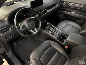 Black Mazda CX-5 2022 in Vilnius, with an engine capacity of 2.00 L and mileage of 40 thousand km for 26500 €, photo 9 on AUTOMOTO.COM.LV